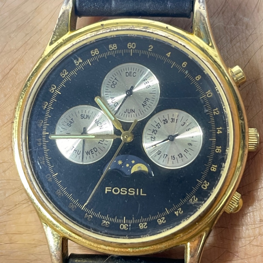 Vintage Moonphase Watch Fossil Black Dial 1990’s - Gem